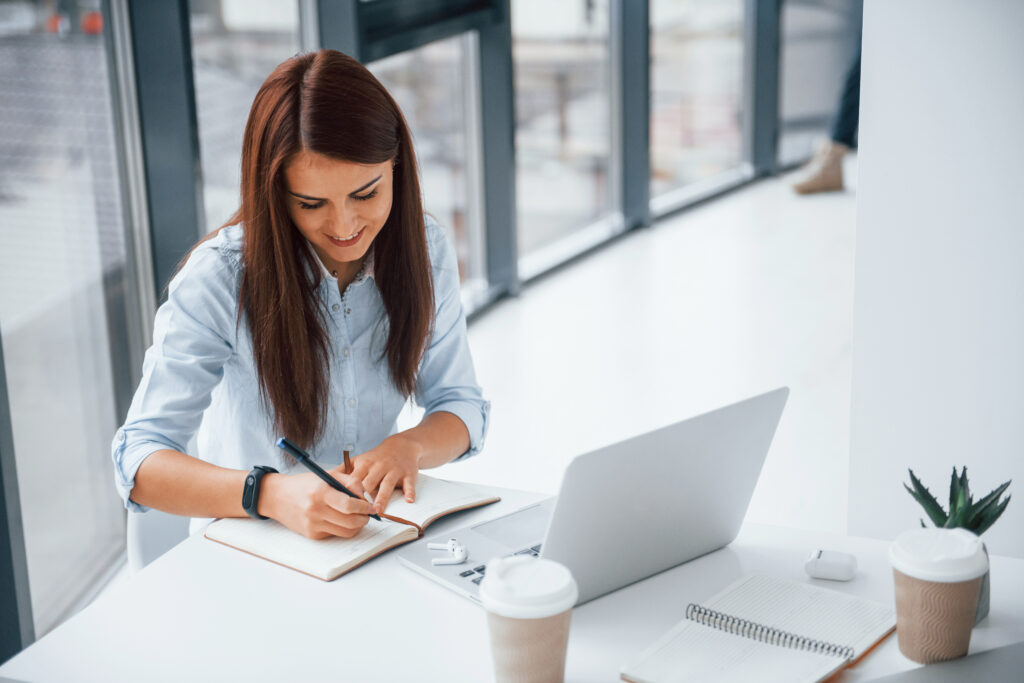 10 Exciting Freelance Writing Jobs For Beginners To Kickstart Your ...